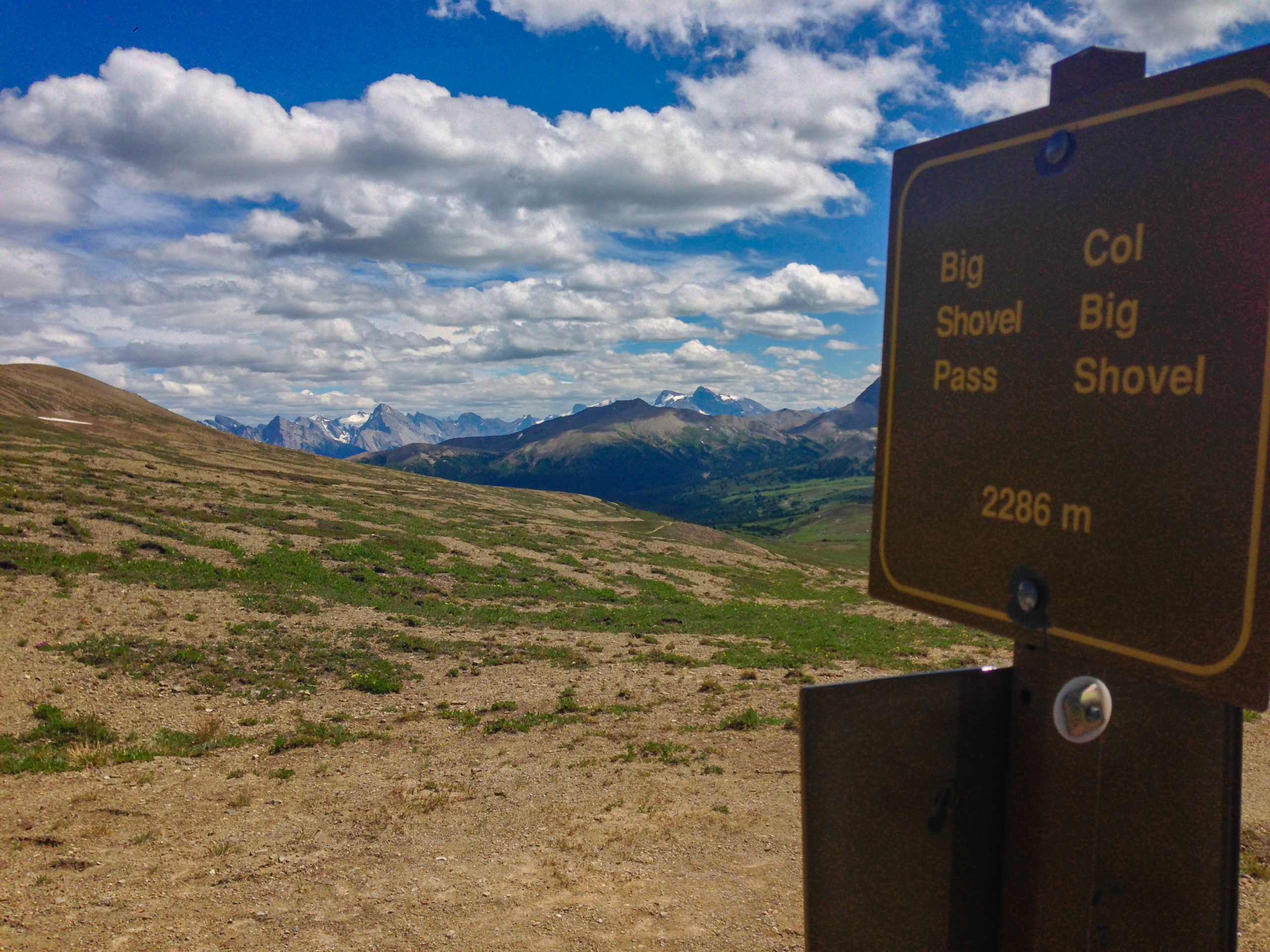 Big Shovel Pass Sign – Life Around The Bases